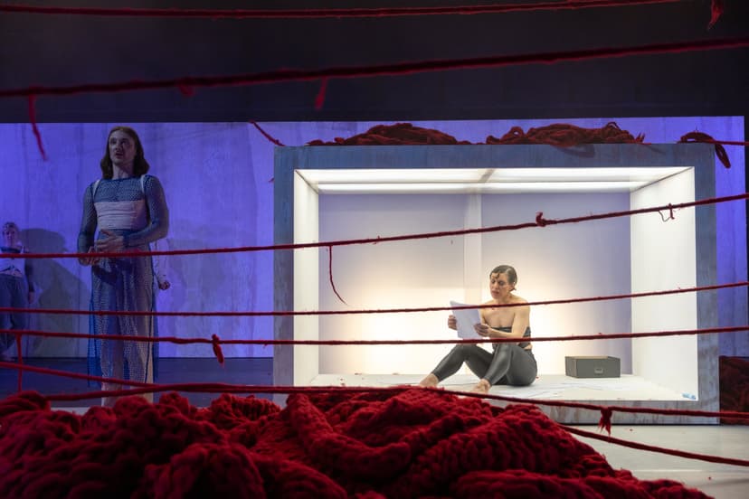 20/20 Blutbuch © Victoria Nazarova